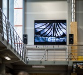 Industries Adopt Large Screen Displays for Better Visibility